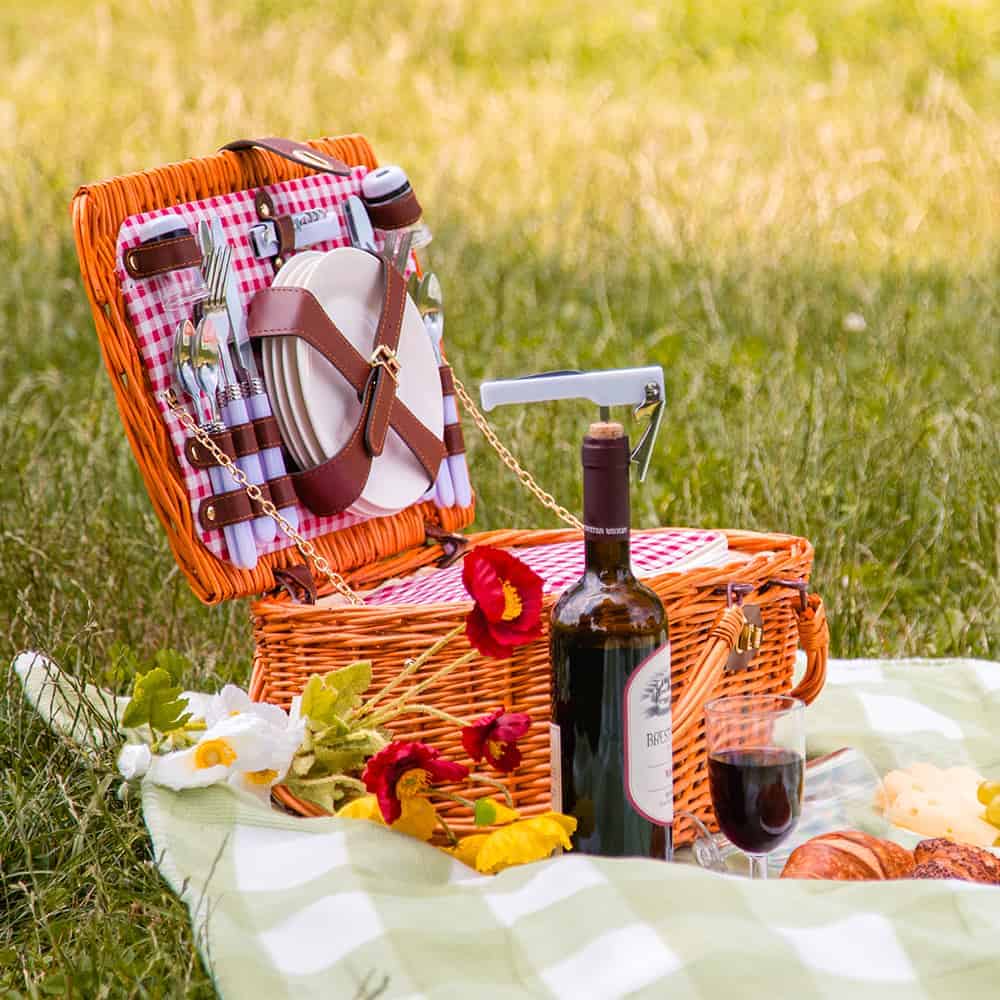 Picnic basket for four - Square | S-gifts.com
